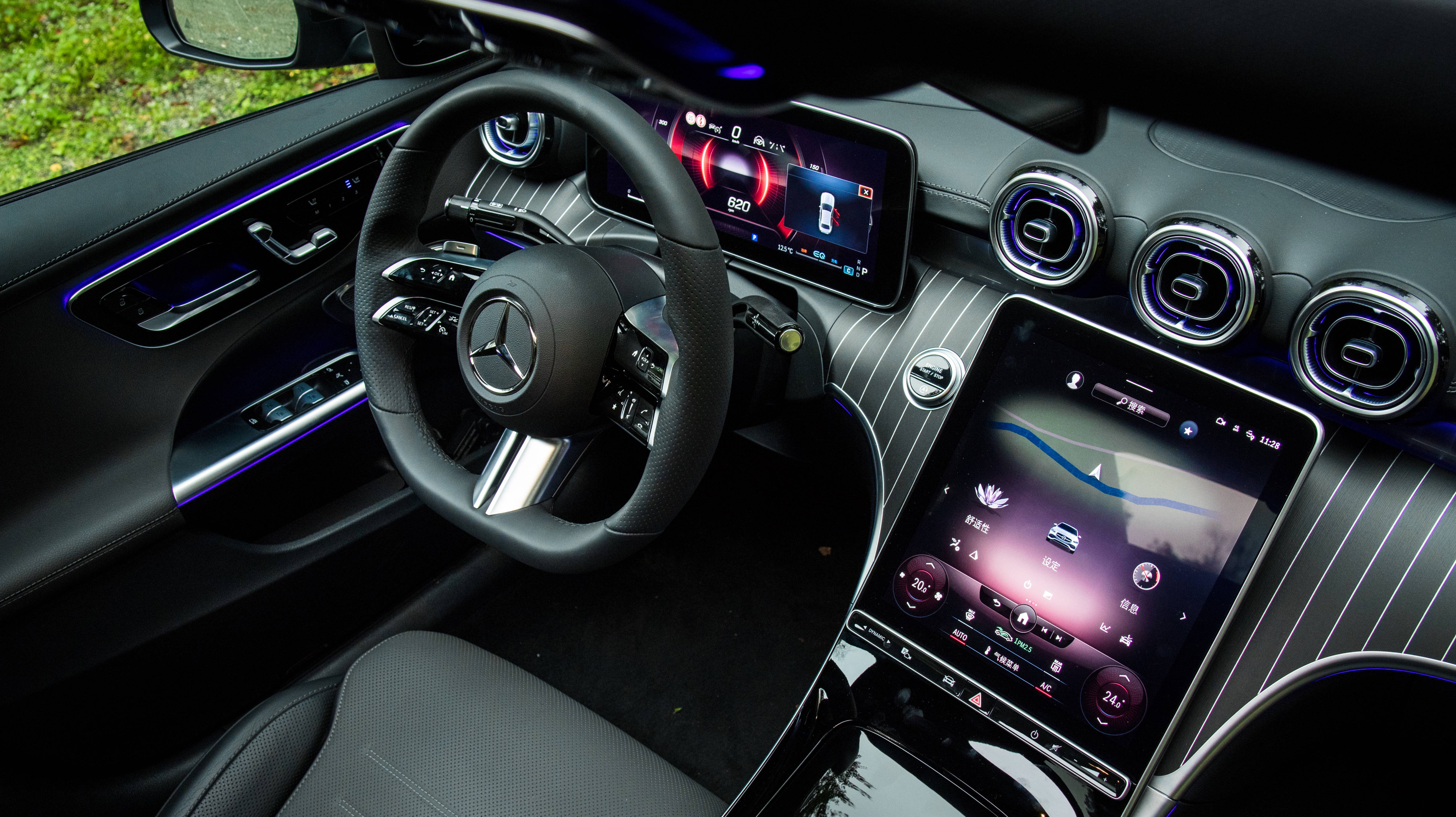 全新一代奔驰C260L：拼科技体验的年代，我“小S”会输？ 【图】- 车云网